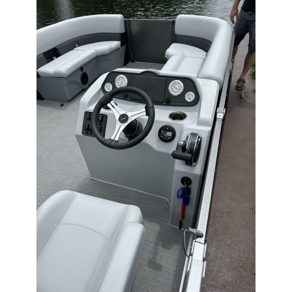 The Maverick - Boats and Floats